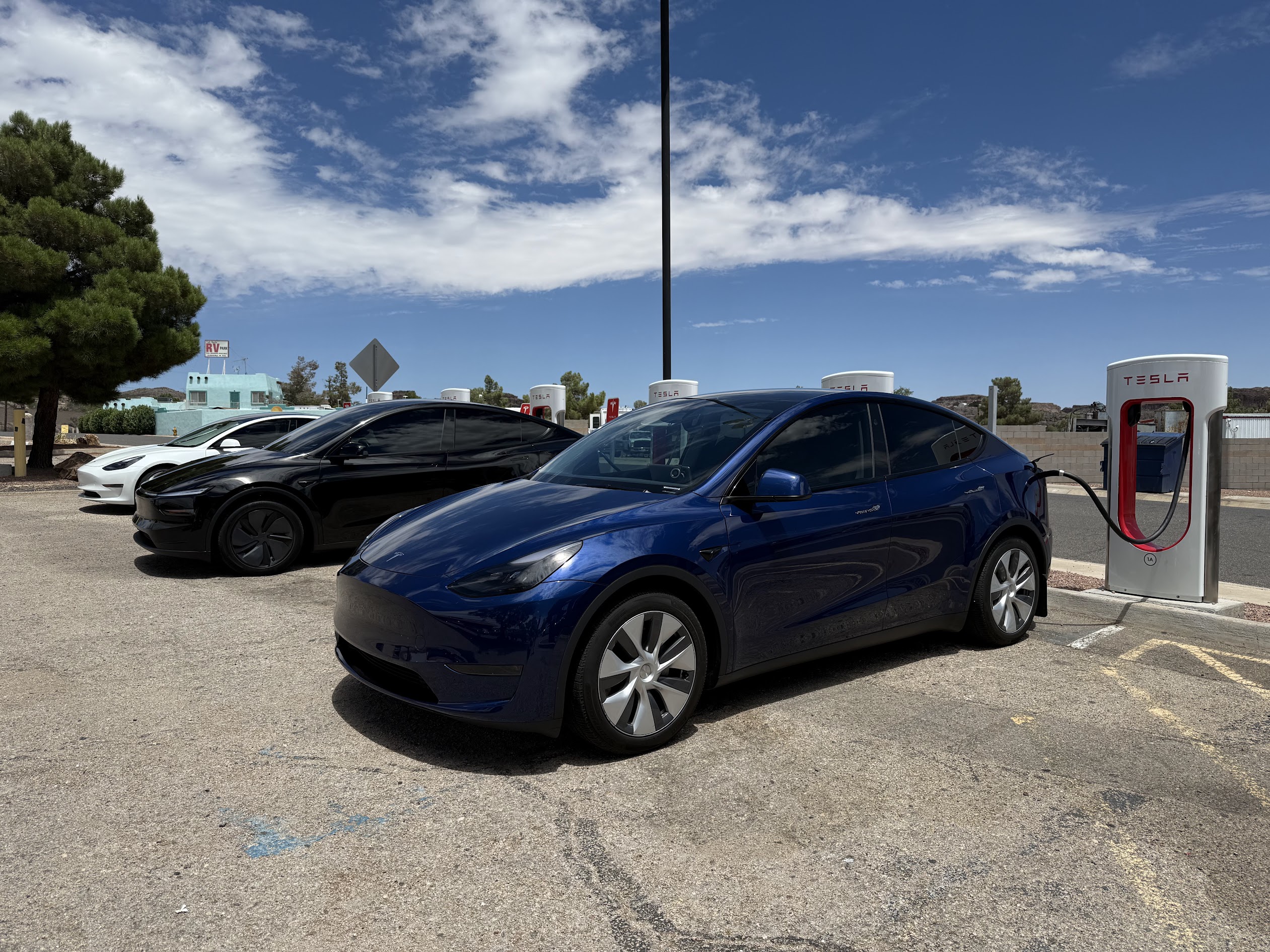 A 1,500km Family Road Trip in the U.S. with Tesla’s Full Self-Driving ...